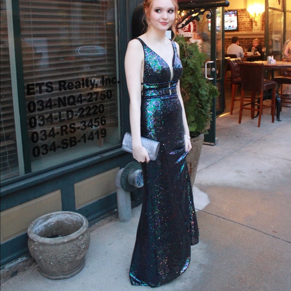 Black Iridescent Prom Dress! - Gem